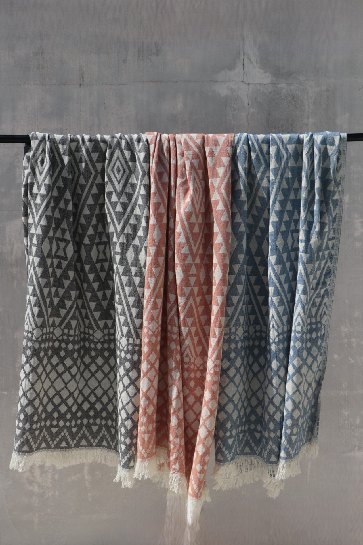Turkish cotton beach towels | Lightweight | Absorbent | Quick Dry – Pippah